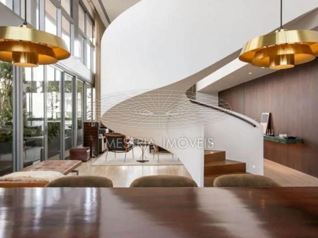Jardim América | Cobertura duplex | Moderna e sofisticada | 523 m² e 5 vagas!