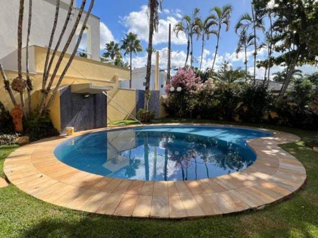 Jardim Acapulco Guarujá Casa a venda 8 dormts sendo 4 suítes
