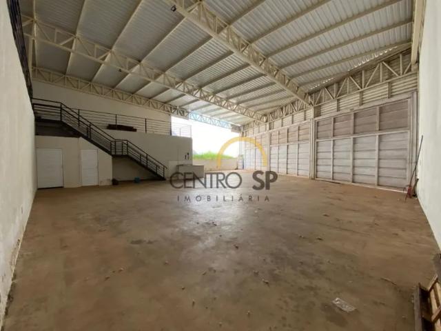 Galpão com 450 m², locação Av Nuno de Assis, Bela Vista, Bauru