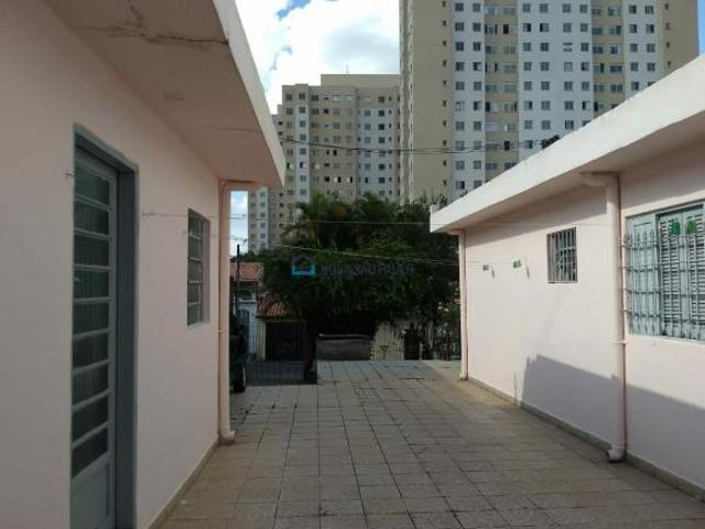 Casa térrea de 108m², 3Quartos, Quintal de 300m², 4 vagas ! Vai a pé Metrô/Shopp