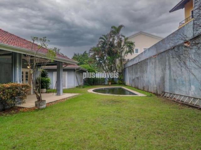 Jardim Guedala 356m² área construída 4 dormitórios, 2 suítes, 6 vagas