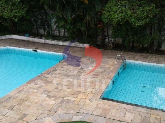 Jardim Guedala, casa em rua fechada!