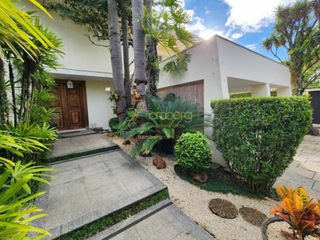 Jardim Guedala Elegante Residência Clássica no Morumbi
