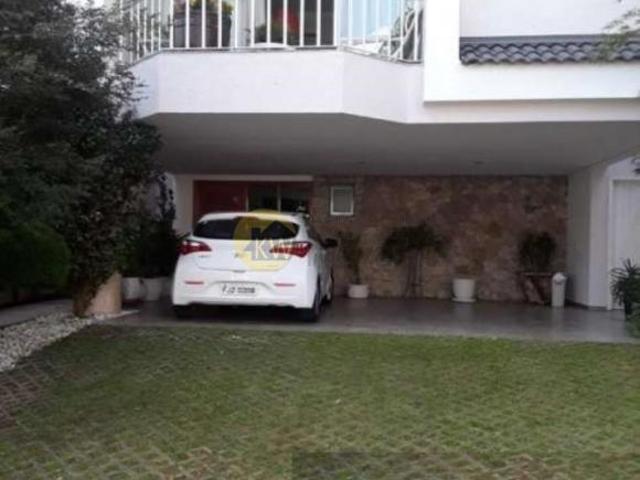 JARDIM DOS ESTADOS CASA VENDA EM CONDOMÍNIO FECHADO, RUA SEM SAÍDA EXCELENTE LOCAL