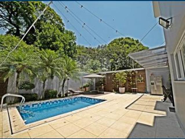 Jardim Floresta Casa à venda com 400 m² 4 Quartos 7 vagas Aceita 55% em Permuta!