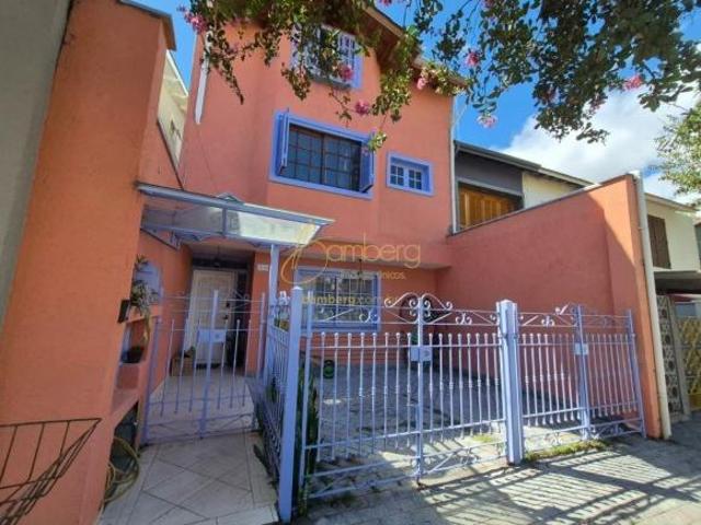 JARDIM HÍPICO casa de vila. com 4 Dormitórios. 2 Suites, cozinha americanaSótão