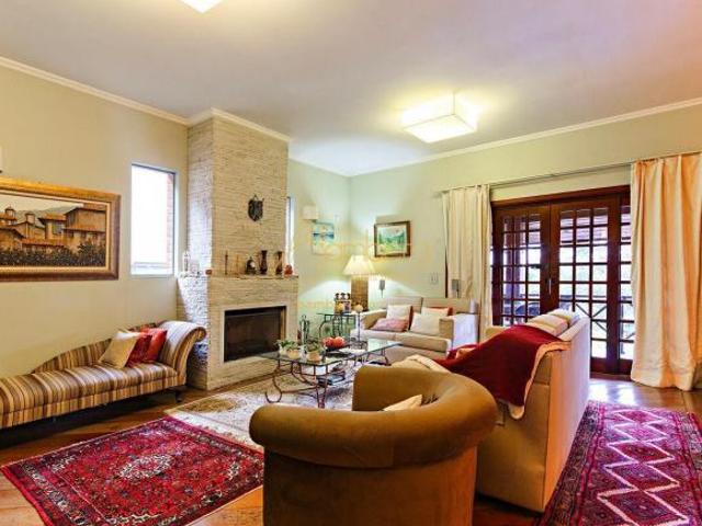 Jardim Leonor encantador sobrado de 444 m² com piscina