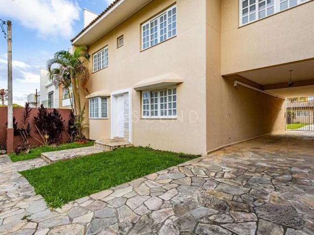 Jardim Social | 330m2 | 3 Quartos 1 suíte e 2 demi | Escritório | 10 Vagas