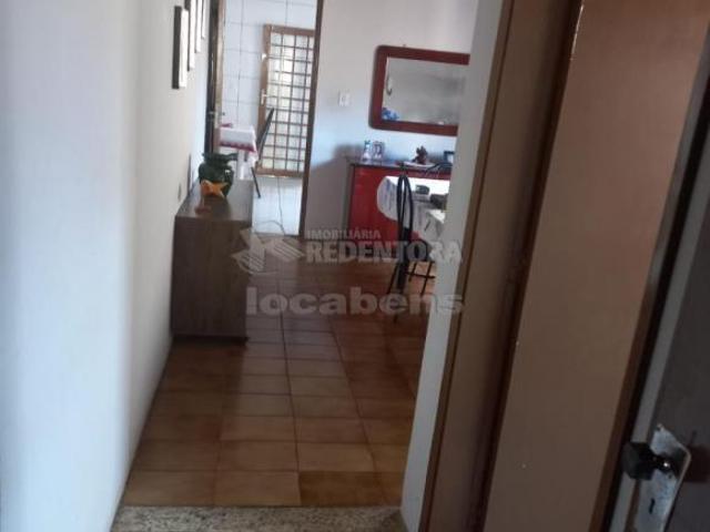 Jardim Seyon Casa com 02 dormitórios. com Edícula acesso individual