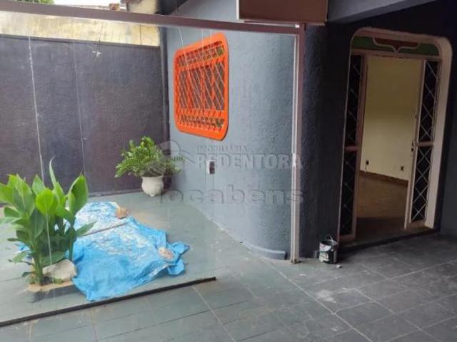 Jardim Simões Casa em ótima localização, próxima ao Shopping Cidade Norte