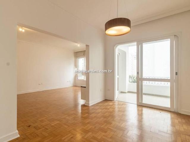 Jardim Paulista: 3 Dorm | 1 Suíte | 2 Vagas | 207 m² úteis