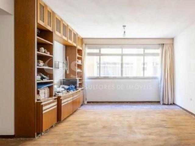 Jardim Paulista, 3 dormitórios, 2 vagas, amplo e ensolarado