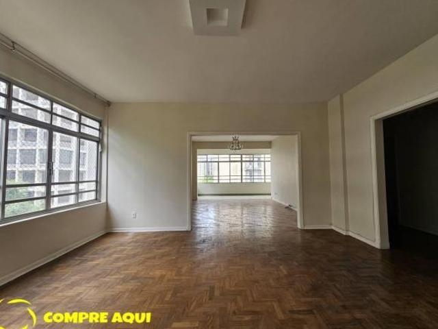 Jardim Paulista | 3 Quartos | Piso Taco | 2 Vagas | Próximo Av. Paulista