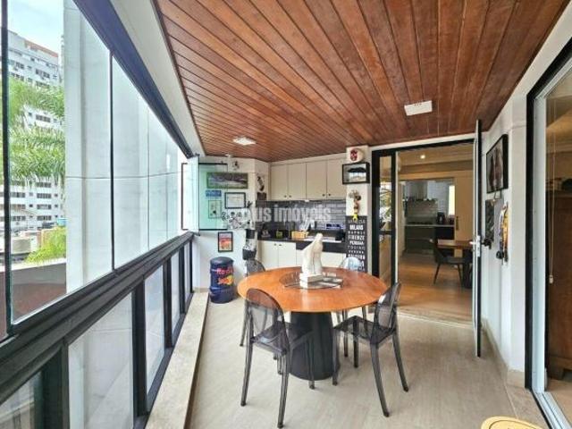 JARDIM PAULISTA 176 m² 3 suítes 2 vagas + depósito