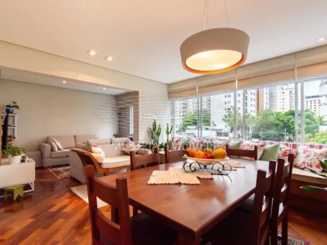 Jardim Paulista | Apartamento de 138 m² | Perto de shopping e escolas!