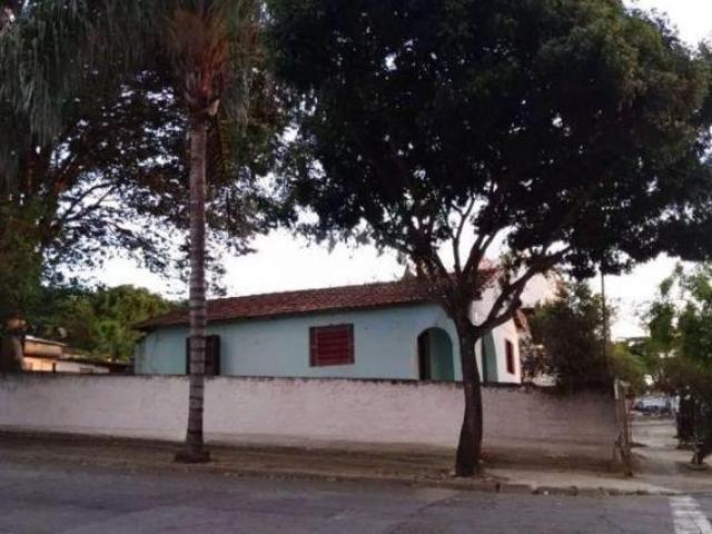 Jardim Paulista Excelente localização casa antiga