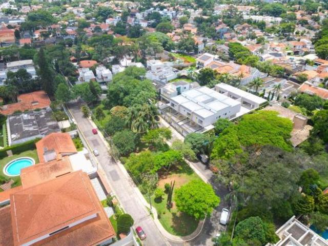 Jardim Prudência condomínio de 3 casas 500 m2 AT e 520 m2 AC 5 suítes 3 vagas