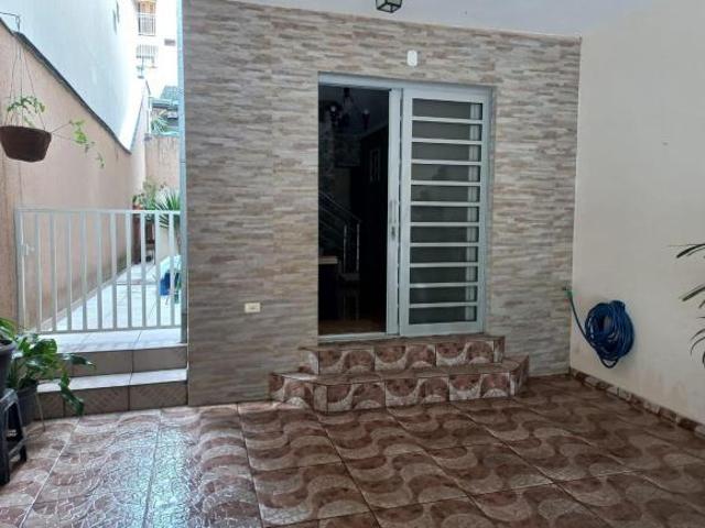 Jardim Rubi Casa à venda no condomínio Jardim Rubi em Mogi das Cruzes, com 3 dormitórios e espaço