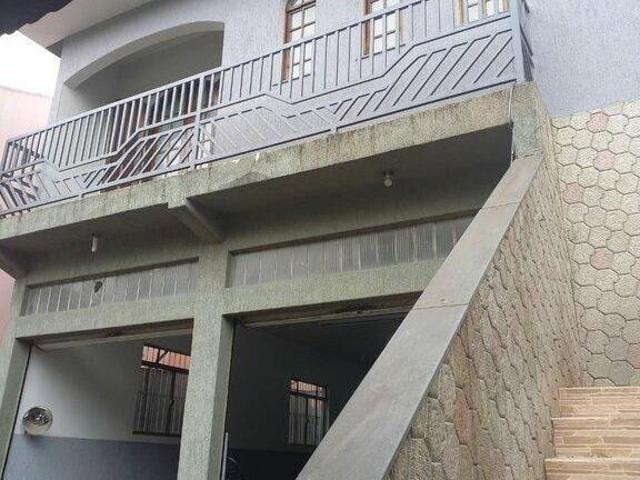 JARDIM UTINGA CASA COM SALÃO COMERCIAL