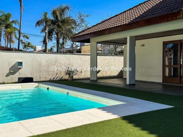 Jardim Virginia, Guarujá, casa a venda na praia da Enseada