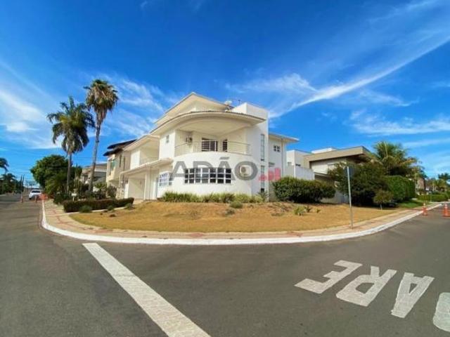 JARDINS MADRI Casa em Condomínio com 3 Quarto s por R$ 3200000.00 no setor Jardins Madri IN41159