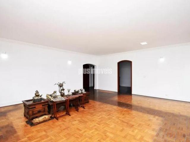 JARDINS APARTAMENTO ESPAÇOSO DE 173 M3 1 VAGA SEM MOBILIA!