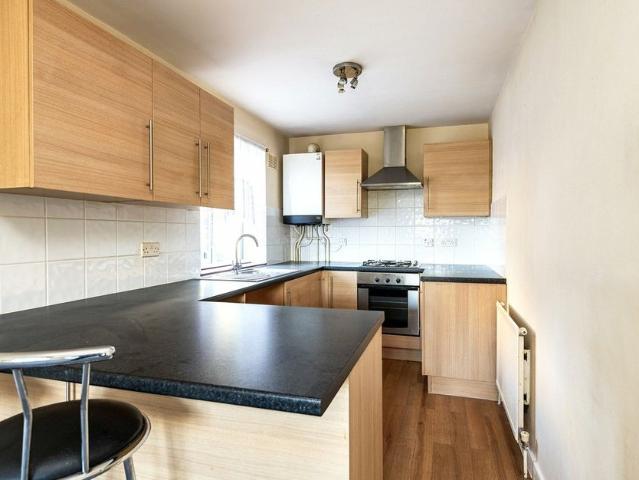 Jarretts Court, Wykeham Road, SITTINGBOURNE, Kent, ME10