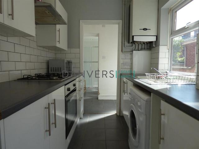 Jarrom Street, Leicester LE2 4 bed terraced house to rent £1,387 pcm £320 pw