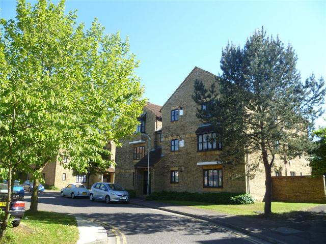 Jasmin Close, Northwood Hills, Middlesex HA6, 1 bed flat to rent, £1,300 pcm | PrimeLocation