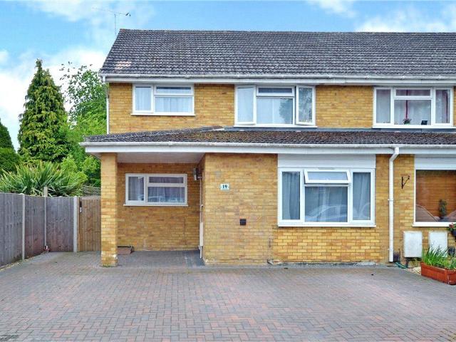 Jasmine Close, Woking, Surrey GU21, Room to rent, £930 pcm | PrimeLocation