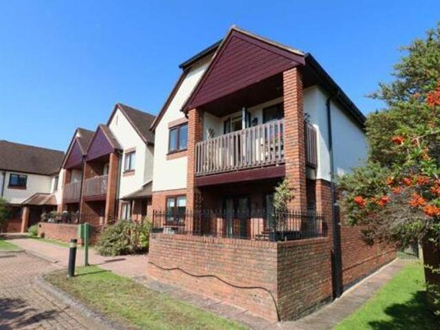 Jasmine Crescent, Princes Risborough, 2 Bedroom Apartment