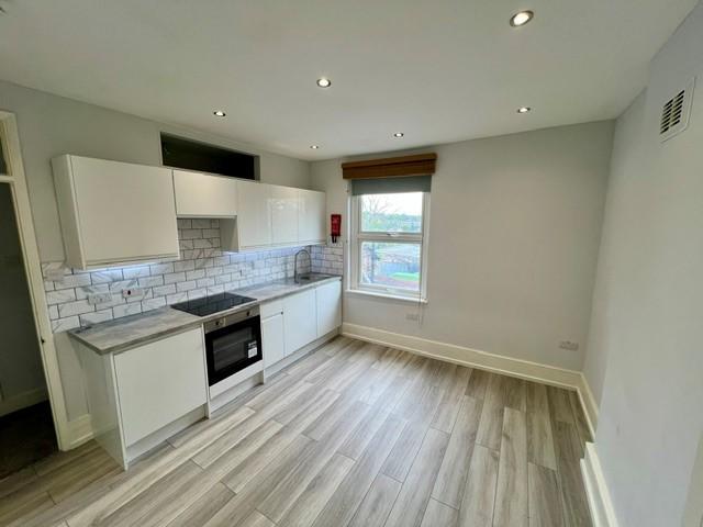 Jasmine Grove, London SE20 Studio to rent £1,075 pcm £248 pw