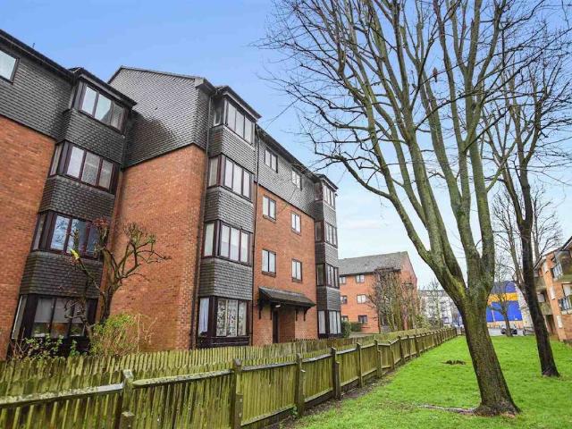 Jasmine Grove, London SE20, 2 bed flat to rent, £1,650 pcm | PrimeLocation