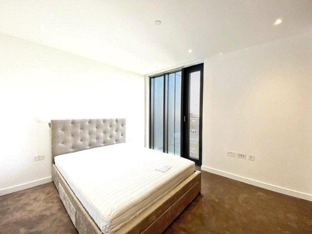 Jasper Walk, Hoxton, London, N1 1 bed apartment to rent £3,100 pcm £715 pw