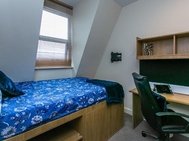 Jazz Bar, Tithebarn Street, Preston, Lancashire PR1, Room to rent, £429 pcm | PrimeLocation