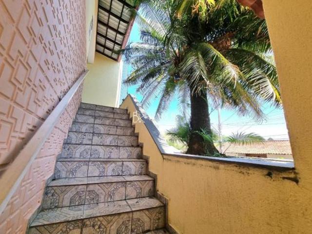 Jd. do Sol, casa com 2 quartos, closed, garagem, quintal, excelente localização. Venha conferir!