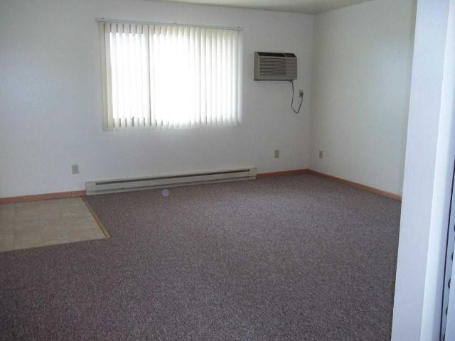 JDC Apartments 3 Bedroom Apartment for Rent at Green Valley And Randolph, Janesville, WI 53546