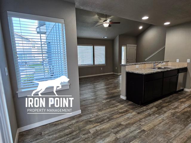 JE911 2 Bedroom Apartment for Rent at 911 E Travel Ln, Kuna, ID 83634