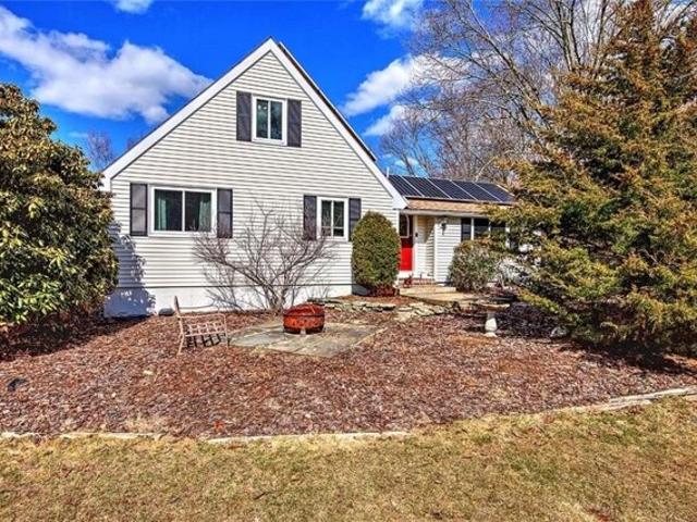Jenckes Hill Rd, Lincoln, Home For Sale
