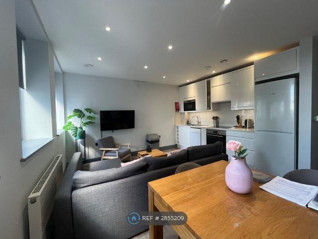Jenga Court, Wembley HA9, 1 bed flat to rent, £1,600 pcm | PrimeLocation