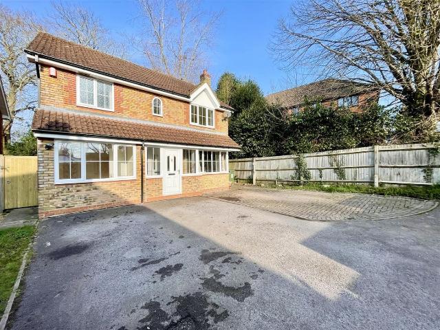 Jenkyns Close, Botley, Southampton SO30, 4 bed detached house to rent, £2,000 pcm | PrimeLocation