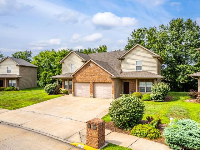Jenne Hill Townhomes & Seasons Brook Estates