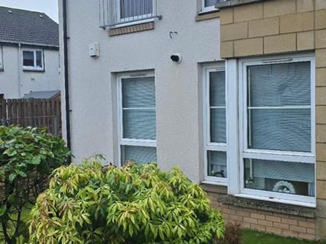 Jenny Lind Court, Glasgow G46, 2 bed flat to rent, £1,250 pcm | PrimeLocation