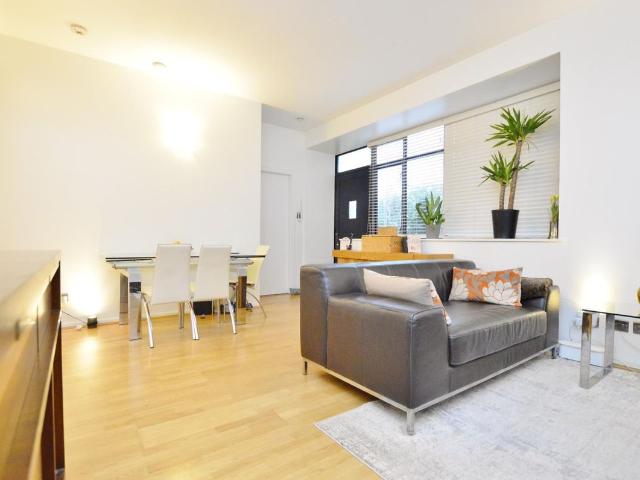 Jedburgh Road, Plaistow E13, 1 bed flat to rent, £1,600 pcm | PrimeLocation