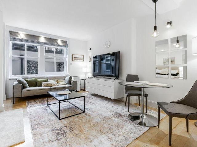 Jefferson House, Basil Street, London Studio to rent £2,950 pcm £681 pw