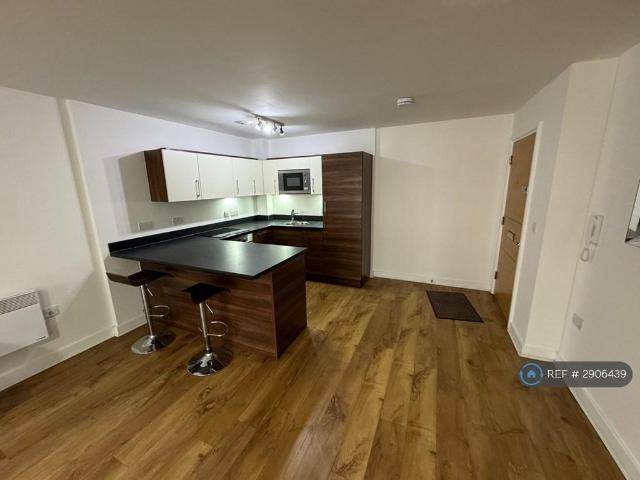 Jefferson House, West Drayton, UB7 1 bed flat to rent £1,450 pcm £335 pw