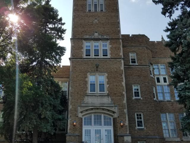 Jefferson Schoolhouse Apartment Homes