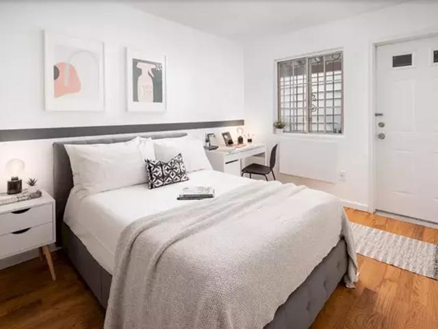 Jefferson St #523