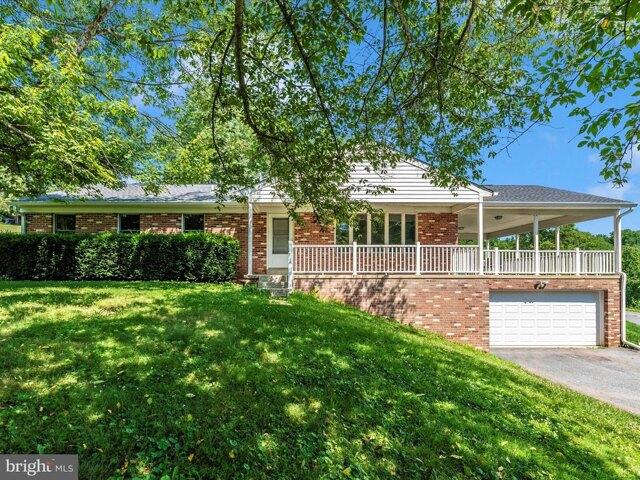 Jefferson Pike, Jefferson, Home For Sale