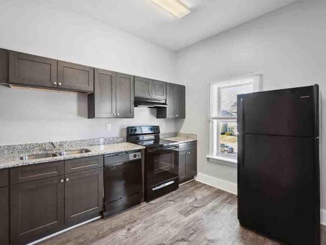 Jefferson Properties 2 Bedroom Apartment for Rent at 1244 S 4th St, Louisville, KY 40203 Old Louisville